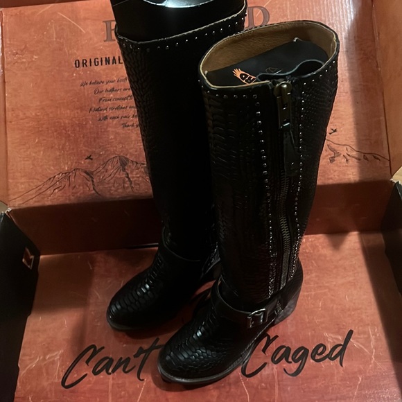 Freebird by Steven | Shoes | Freebird Carson Snake Boots | Poshmark